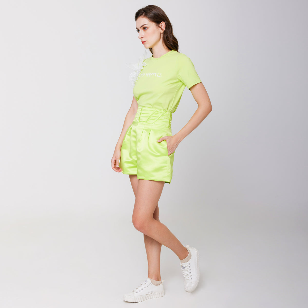 MAG Flower Patch Tee – Maglifestyle